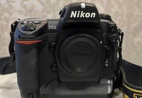 Зеркальный фотоаппарат Nikon D2x