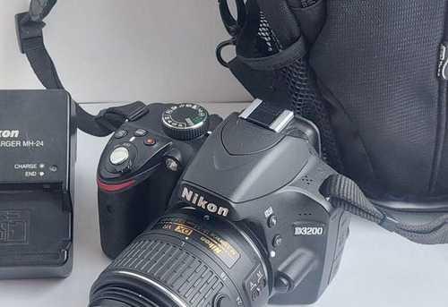 Nikon d3200 kit 18-55mm VRii пробег 1696 кадров