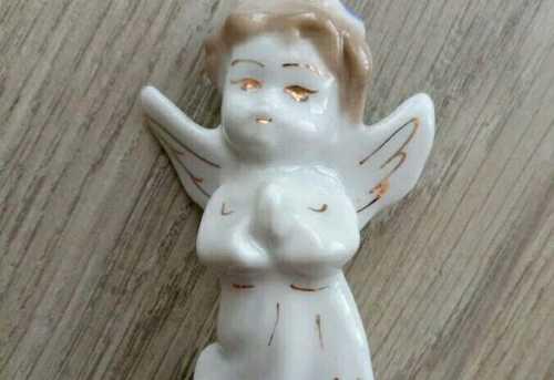Фарфоровая статуэтка, ангел
