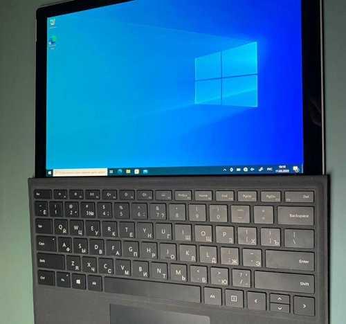 Планшет Microsoft surface i5