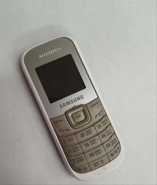 Телефон Samsung GT-E1200M на запчасти
