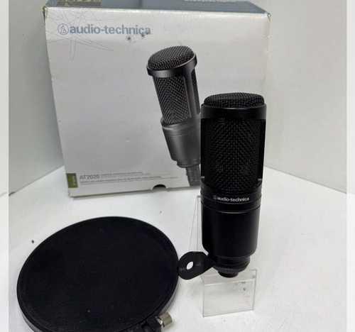 Микрофон Audio-Technica AT2020 USB