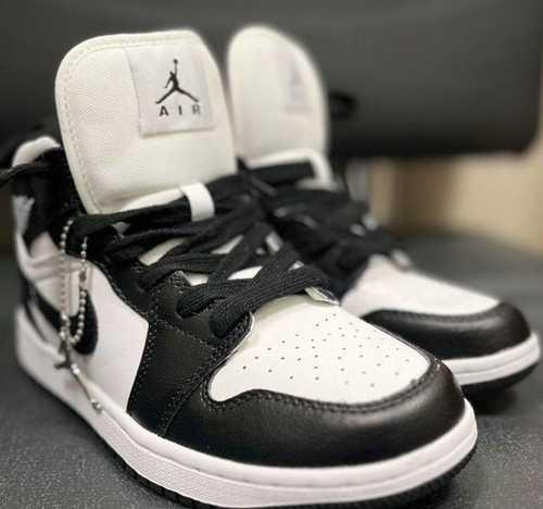 Кроссовки nike air jordan женские 38