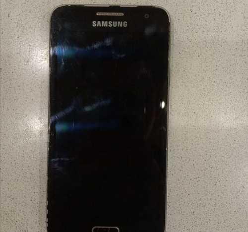 Samsung Galaxy A3 SM-A300F, 16 ГБ