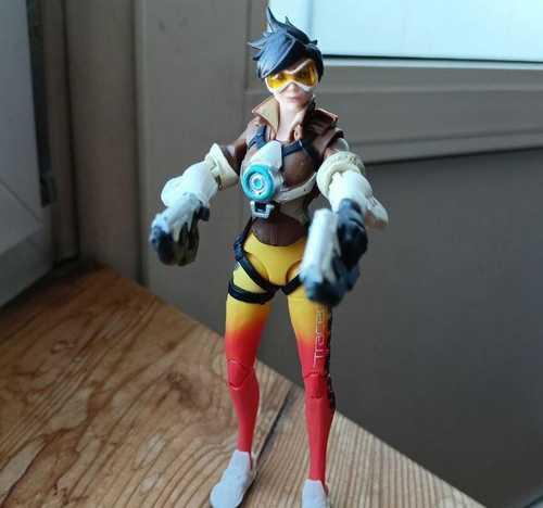 Tracer overwatch фигурка