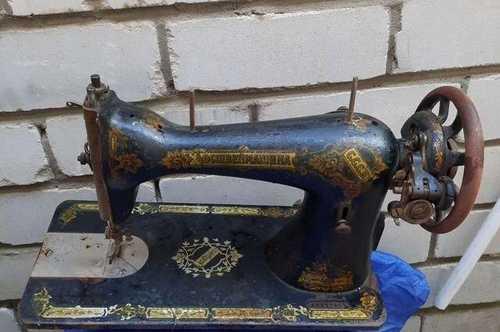 Швейная машина Госшвеймашина