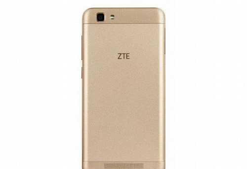 ZTE Blade A610, 2/16 ГБ