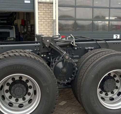 Комплект шин на камаз 425 85R21 Distance DT1260 18PR 167G TT