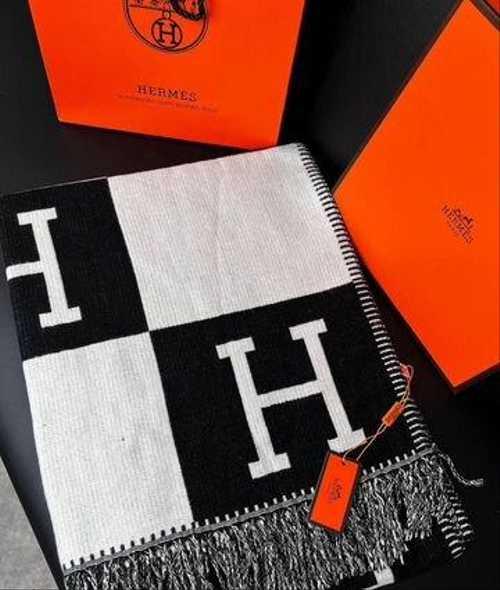 Палантин hermes