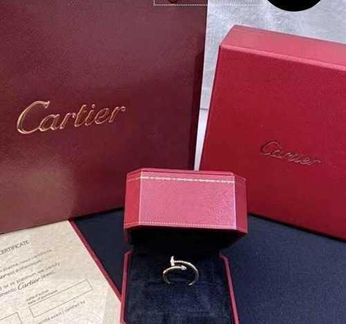 Кольцо гвоздь Cartier Juste Un Clou 0.130ct