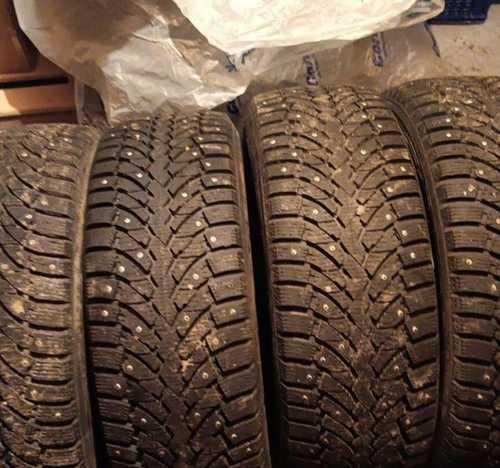 Pirelli Formula Ice 235/65 R17 100H