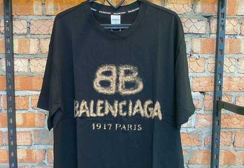 Футболка balenciaga