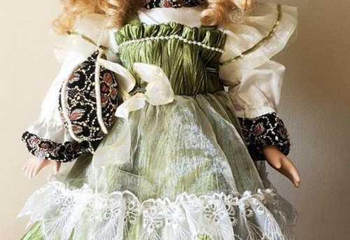 Фарфоровая кукла Remeco Collection 368