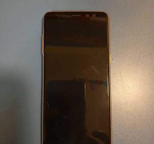 Samsung Galaxy A8 (2018), 4/32 ГБ