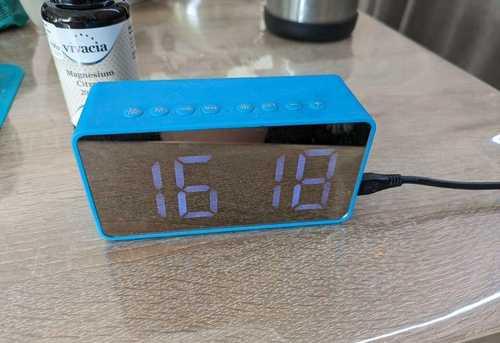 Электрические часы с будильником