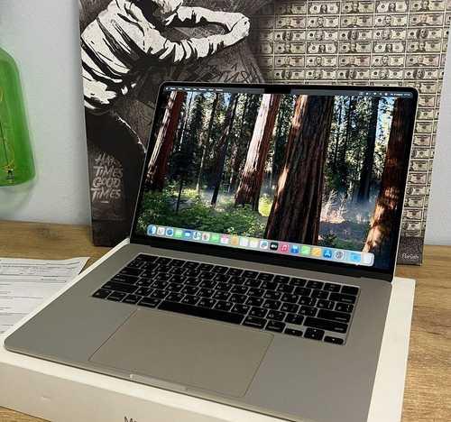 MacBook Air 15 2024 M3 8/256 (Starlight)