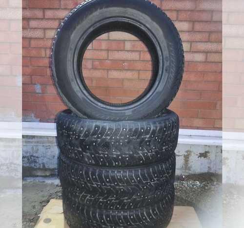 Nokian Tyres Hakkapeliitta 8 195/65 R15