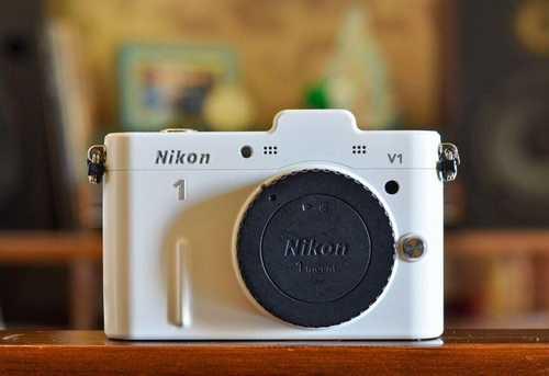 Nikon 1 V1 беззеркалка