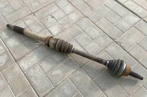 Полуось (привод) передний правый Ford Focus 1