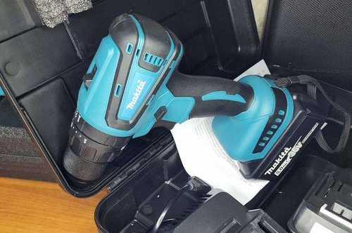 Новый бесщеточный шуруповерт makita