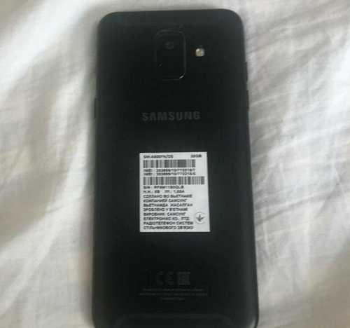 Samsung Galaxy A6, 4/32 ГБ