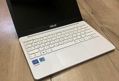 Asus vivobook E203M