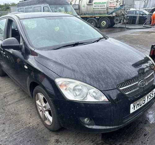 Капот для Kia Ceed G4FA (Б/У)
