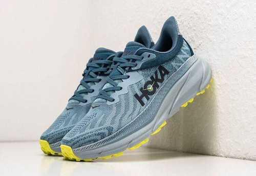 Hoka Challenger ATR 7