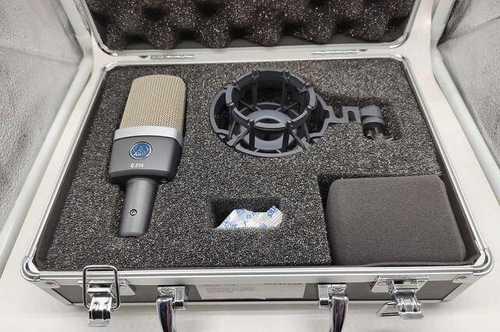 Студийный микрофон AKG C214