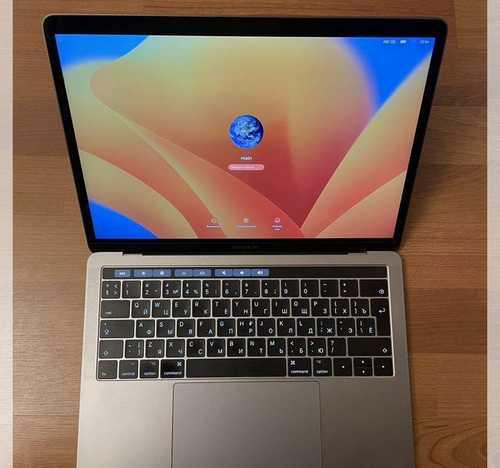 MacBook Pro 13 2017 Touch Bar 16 GB 512 GB