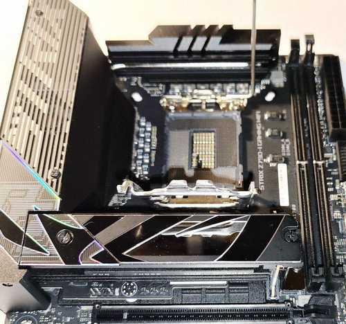 Asus ROG strix Z790-I Gaming ITX LGA 1700