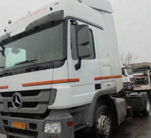 В разборке грузовик Mercedes,Actros mpiii 2009-201