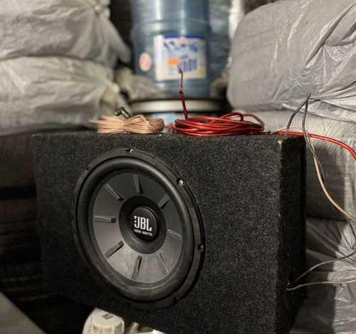 Сабвуфер JBL 1000