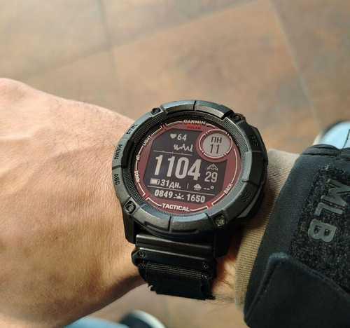 Часы garmin instinct 2x solar tactical