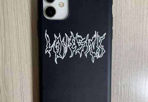Силиконовый чехол на iPhone 11