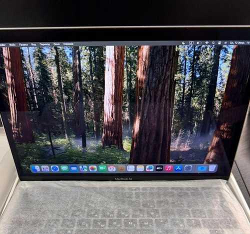 Apple macbook air 13 m1 8 256