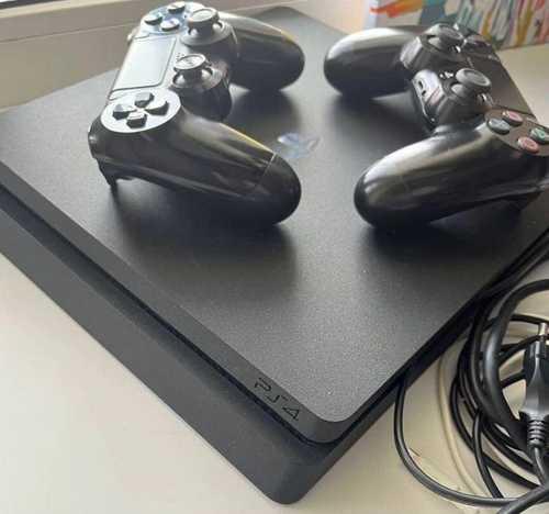 Sony playstation 4 slim 500gb с 2 геймпадами