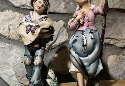 Старинные фарфоровые статуэтки Capodimonte Италия