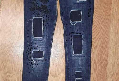 Продаются женские джинсы 25 размер