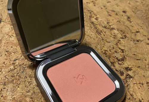 Kiko Milano румяна 08 и Clarins освежающая вода