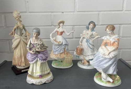 Статуэтки Capodimonte, Royal Worcester