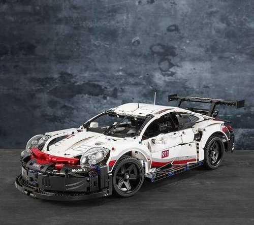 Lego Technic 42096 - Porsche 911 RSR