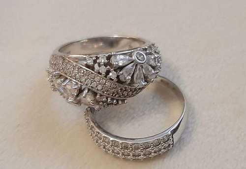 Кольцо серебряное женское с фианитом дорожка