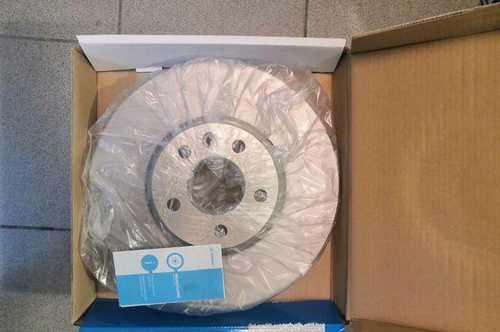Тормозной диск передний VW Transporter T5