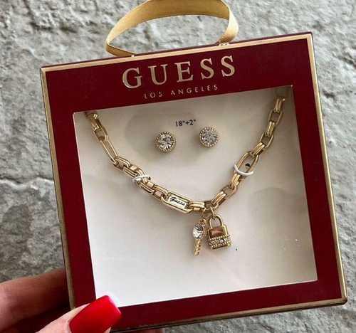 Бижутерия Guess цепь и серьги