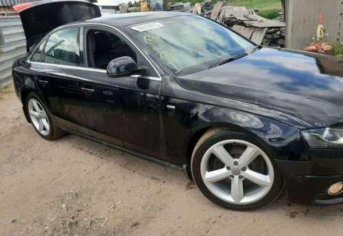 Audi A4 B8 2009 г по частям