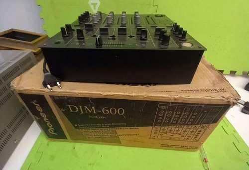 Диджейский 4-канальный микшер Pioneer DJM-600