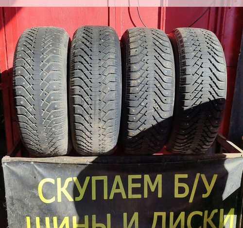 Goodyear UltraGrip 500 265/65 R17