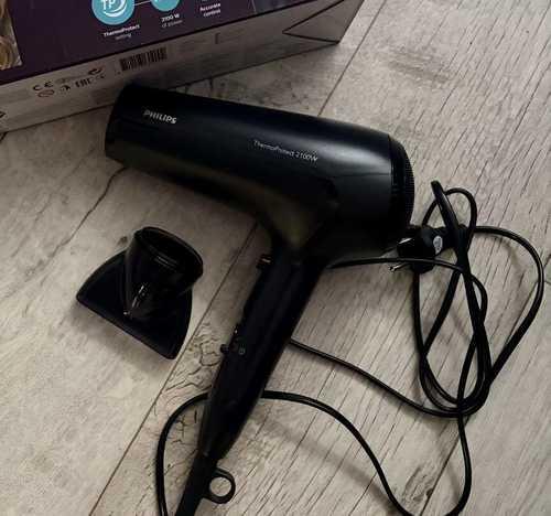 Фен Philips 2100w dry care