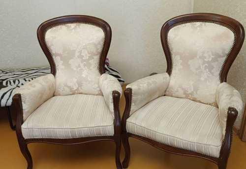 Кресло бу. Два кресла в стиле барокко